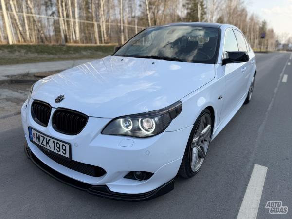White BMW 525 2006 in Vilnius, with an engine capacity of 2.50 L and mileage of 399 thousand km for 3799 €, photo 10 on AUTOMOTO.COM.LV