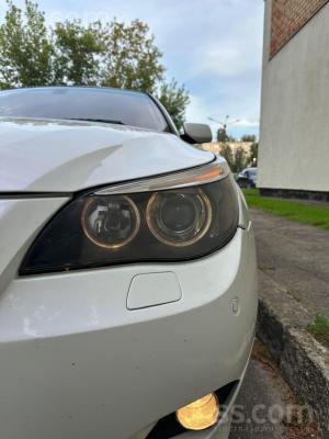 White BMW 525 2006 in Riga, with an engine capacity of 2.50 L and mileage of 370 thousand km for 7350 €, photo 4 on AUTOMOTO.COM.LV