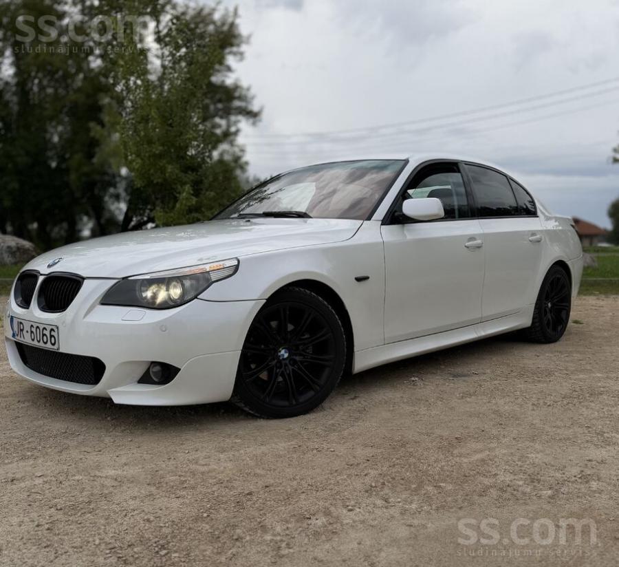 Balts BMW 525 2006 Rīga, ar dzinēja tilpumu 2.50 L un nobraukumu 370 tūkst. km par 6200 €, foto 3 vietnē AUTOMOTO.COM.LV