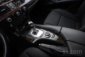 White BMW 525 2007 in Jelgava, with an engine capacity of 2.50 L and mileage of 24 thousand km for 11922 €, photo 8 on AUTOMOTO.COM.LV