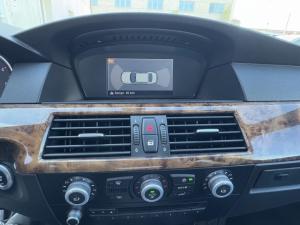 White BMW 525 2007 in Riga, with an engine capacity of 3.00 L and mileage of 246 thousand km for 7450 €, photo 13 on AUTOMOTO.COM.LV