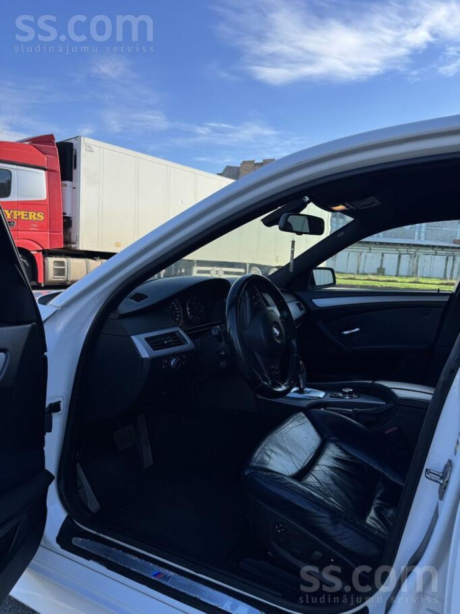 White BMW 525 2009 in Riga, with an engine capacity of 3.00 L and mileage of 392 thousand km for 8200 €, photo 8 on AUTOMOTO.COM.LV