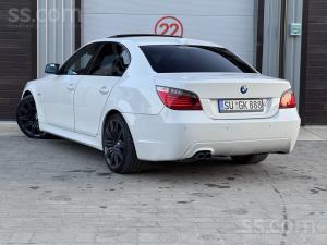 Белый БМВ 525 2009 в Елгава, объемом двигателя 3.00 л и пробегом 277 тыс. км за 9450 €, фото 4 на AUTOMOTO.COM.LV