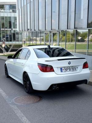 White BMW 525 2009 in Vilnius, with an engine capacity of 2.99 L and mileage of 380 thousand km for 6600 €, photo 5 on AUTOMOTO.COM.LV
