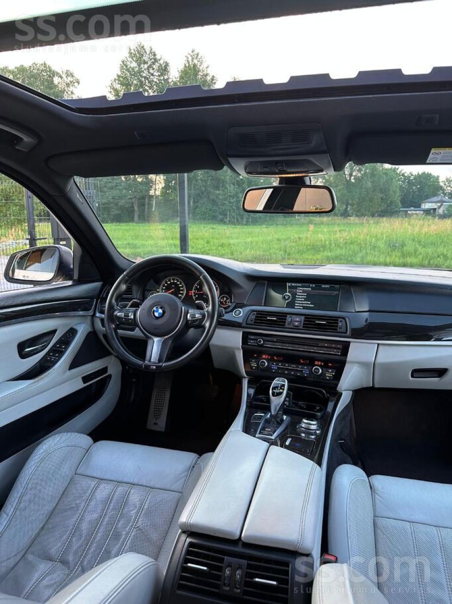 White BMW 525 2010 in Riga, with an engine capacity of 3.00 L and mileage of 318 thousand km for 13500 €, photo 8 on AUTOMOTO.COM.LV