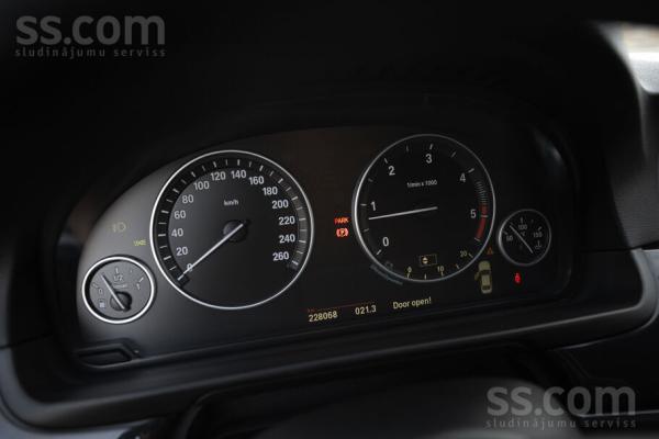 Balts BMW 525 2010 Jelgava, ar dzinēja tilpumu 3.00 L un nobraukumu 0 tūkst. km par 7750 €, foto 8 vietnē AUTOMOTO.COM.LV