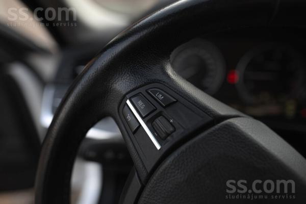 Balts BMW 525 2010 Jelgava, ar dzinēja tilpumu 3.00 L un nobraukumu 0 tūkst. km par 7750 €, foto 9 vietnē AUTOMOTO.COM.LV