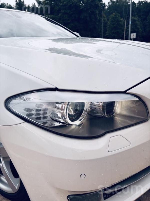 Balts BMW 525 2010 Rīga, ar dzinēja tilpumu 3.00 L un nobraukumu 290 tūkst. km par 8000 €, foto 5 vietnē AUTOMOTO.COM.LV