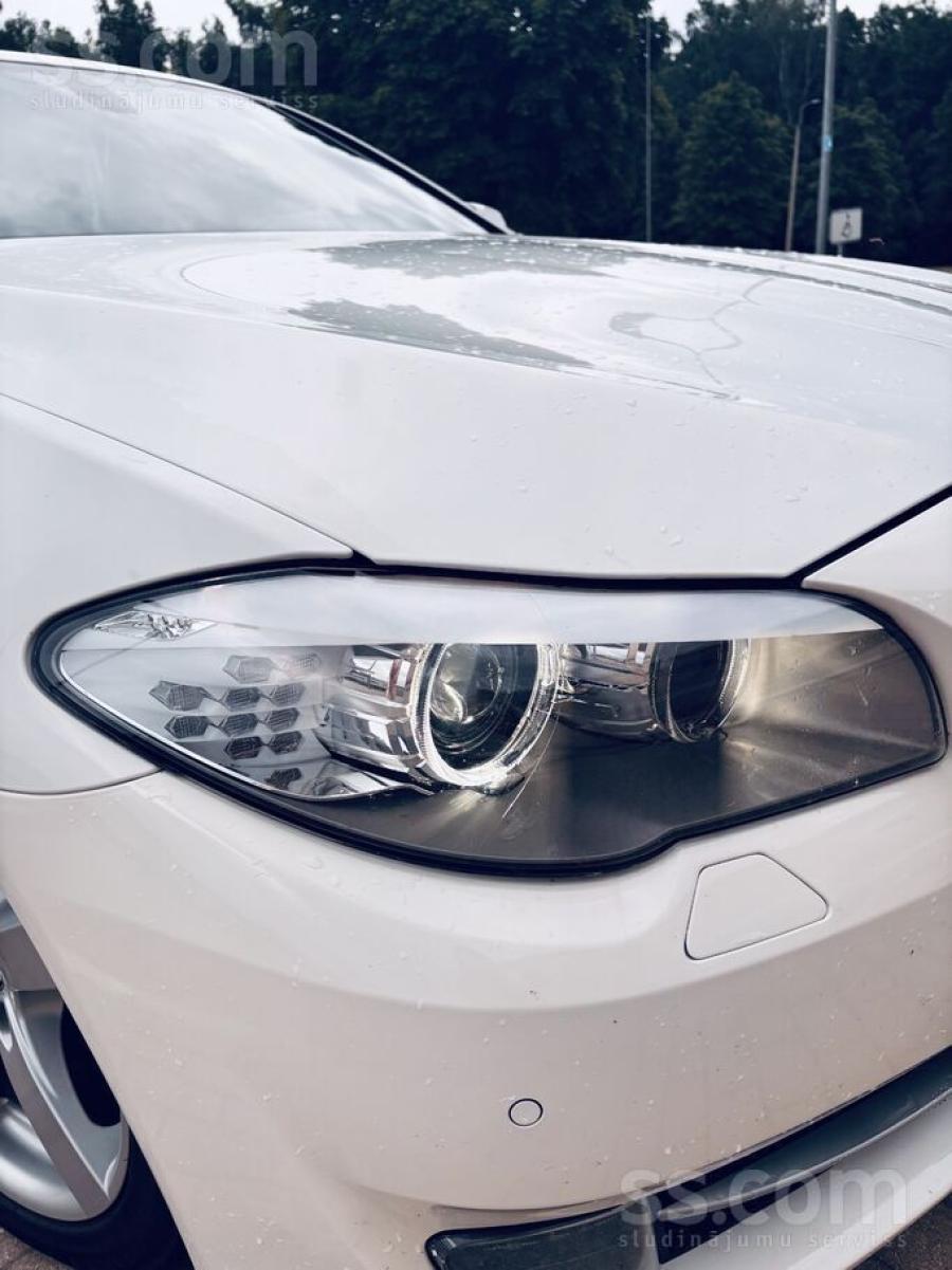 White BMW 525 2010 in Riga, with an engine capacity of 3.00 L and mileage of 290 thousand km for 3200 €, photo 6 on AUTOMOTO.COM.LV