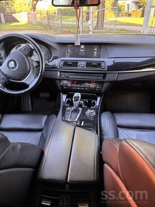 Balts BMW 525 2010 Rīga, ar dzinēja tilpumu 3.00 L un nobraukumu 290 tūkst. km par 8000 €, foto 9 vietnē AUTOMOTO.COM.LV