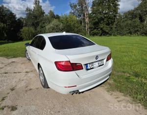 Белый БМВ 525 2010 в Айзкраукле, объемом двигателя 3.00 л и пробегом 297 тыс. км за 9500 €, фото 7 на AUTOMOTO.COM.LV