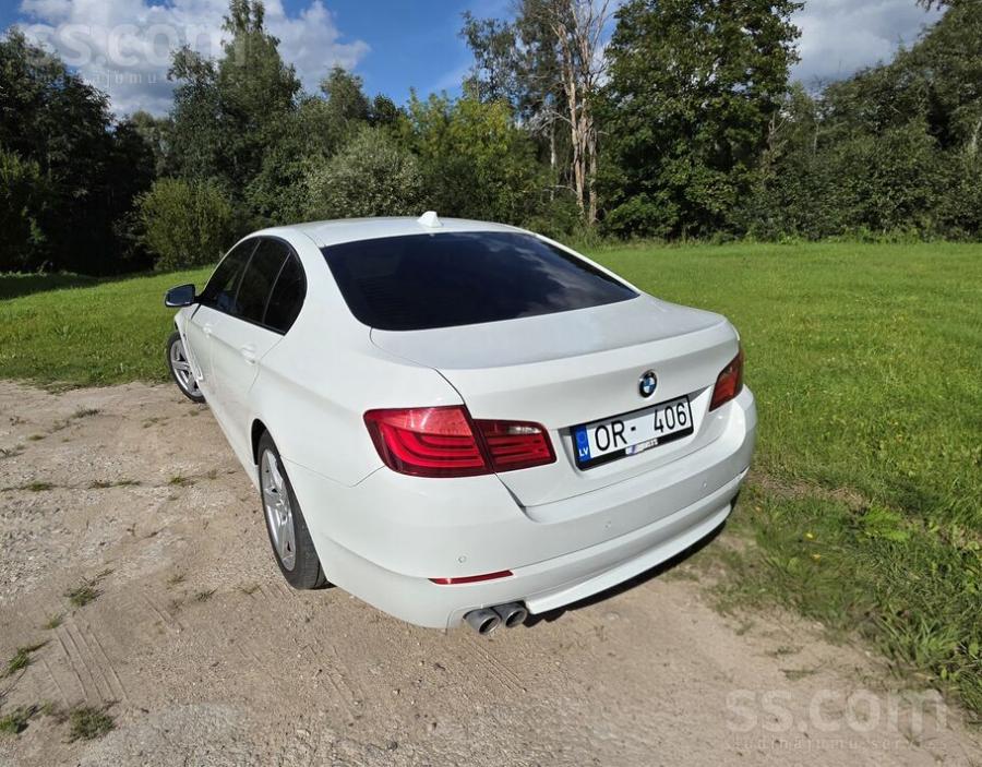 Белый БМВ 525 2010 в Айзкраукле, объемом двигателя 3.00 л и пробегом 297 тыс. км за 9500 €, фото 7 на AUTOMOTO.COM.LV