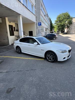 Balts BMW 525 2011 Rīga, ar dzinēja tilpumu 3.00 L un nobraukumu 305 tūkst. km par 10500 €, foto 3 vietnē AUTOMOTO.COM.LV