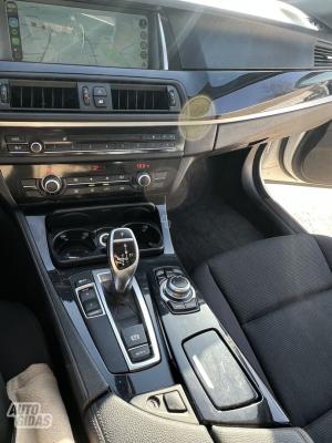 Balts BMW 525 2011 Viļņa, ar dzinēja tilpumu 3.00 L un nobraukumu 238 tūkst. km par 7150 €, foto 11 vietnē AUTOMOTO.COM.LV