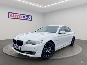 Balts BMW 525 2011 Viļņa, ar dzinēja tilpumu 3.00 L un nobraukumu 417 tūkst. km par 4999 €, foto  vietnē AUTOMOTO.COM.LV
