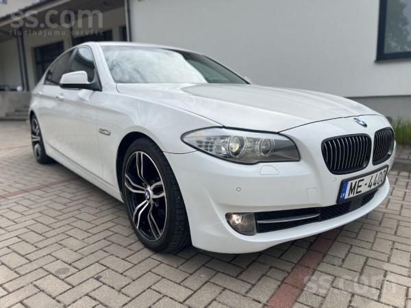 Balts BMW 525 2011 Rēzekne, ar dzinēja tilpumu 3.00 L un nobraukumu 309 tūkst. km par 11300 €, foto 3 vietnē AUTOMOTO.COM.LV