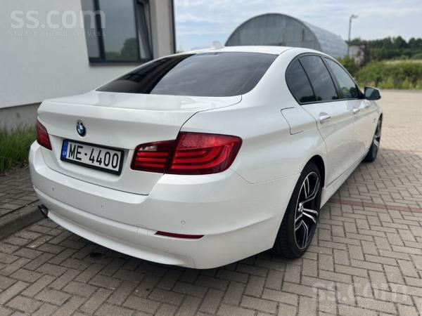 Balts BMW 525 2011 Rēzekne, ar dzinēja tilpumu 3.00 L un nobraukumu 309 tūkst. km par 11300 €, foto 8 vietnē AUTOMOTO.COM.LV