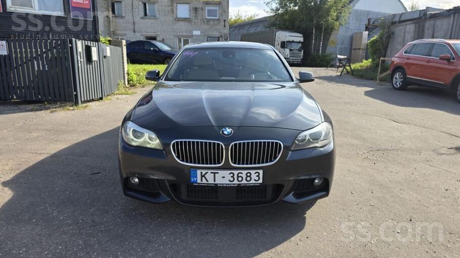 Balts BMW 525 2011 Rīga, ar dzinēja tilpumu 3.00 L un nobraukumu 209 tūkst. km par 11990 €, foto 3 vietnē AUTOMOTO.COM.LV