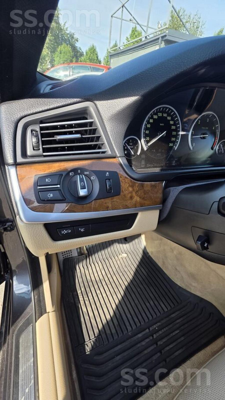 Balts BMW 525 2011 Rīga, ar dzinēja tilpumu 3.00 L un nobraukumu 209 tūkst. km par 11990 €, foto 11 vietnē AUTOMOTO.COM.LV