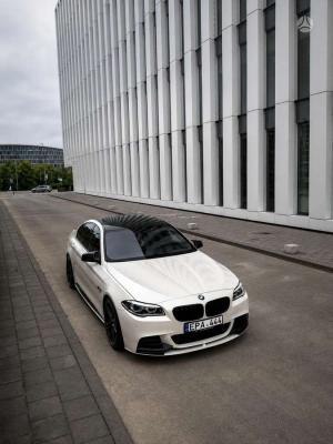 White BMW 525 2011 in Vilnius, with an engine capacity of 2.99 L and mileage of 328 thousand km for 15000 €, photo 11 on AUTOMOTO.COM.LV
