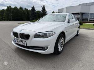 Balts BMW 525 2011 Alīta, ar dzinēja tilpumu 2.99 L un nobraukumu 244 tūkst. km par 8800 €, foto  vietnē AUTOMOTO.COM.LV
