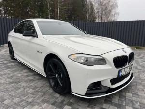 White BMW 525 2013 in Vilnius, with an engine capacity of 2.00 L and mileage of 361 thousand km for 9200 €, photo 3 on AUTOMOTO.COM.LV
