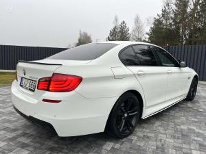 White BMW 525 2013 in Vilnius, with an engine capacity of 2.00 L and mileage of 361 thousand km for 9200 €, photo 5 on AUTOMOTO.COM.LV