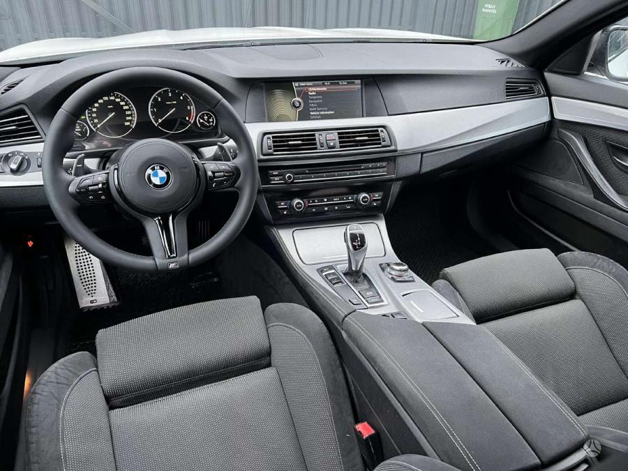 White BMW 525 2013 in Vilnius, with an engine capacity of 2.00 L and mileage of 361 thousand km for 9200 €, photo 15 on AUTOMOTO.COM.LV