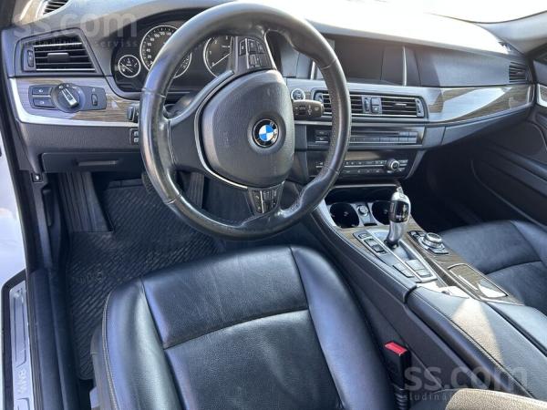 White BMW 525 2013 in Riga, with an engine capacity of 2.00 L and mileage of 209 thousand km for 9600 €, photo 4 on AUTOMOTO.COM.LV