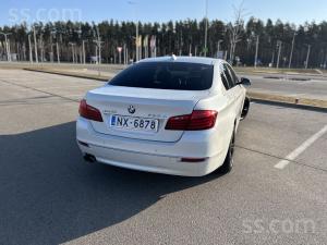 Белый БМВ 525 2013 в Рига, объемом двигателя 2.00 л и пробегом 209 тыс. км за 9600 €, фото 12 на AUTOMOTO.COM.LV