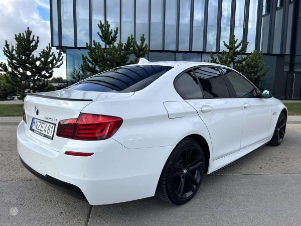 Balts BMW 525 2013 Viļņa, ar dzinēja tilpumu 2.00 L un nobraukumu 380 tūkst. km par 9500 €, foto 5 vietnē AUTOMOTO.COM.LV