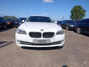White BMW 525 2013 in Marijampole, with an engine capacity of 2.00 L and mileage of 365 thousand km for 5500 €, photo 13 on AUTOMOTO.COM.LV