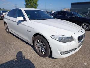 White BMW 525 2013 in Marijampole, with an engine capacity of 2.00 L and mileage of 365 thousand km for 5500 €, photo 14 on AUTOMOTO.COM.LV