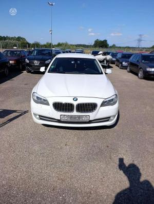 White BMW 525 2013 in Marijampole, with an engine capacity of 2.00 L and mileage of 365 thousand km for 5500 €, photo 16 on AUTOMOTO.COM.LV
