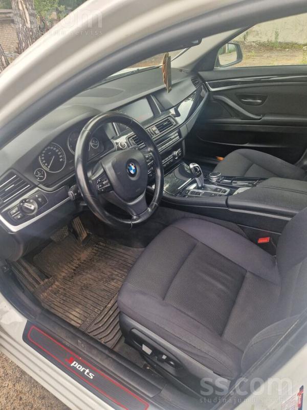 White BMW 525 2015 in Riga, with an engine capacity of 2.00 L and mileage of 242 thousand km for 11500 €, photo 7 on AUTOMOTO.COM.LV
