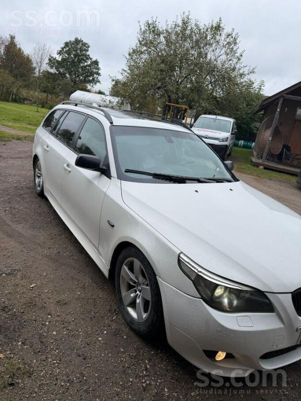 Balts BMW 525 2005 Gulbene, ar dzinēja tilpumu 2.50 L un nobraukumu 318 tūkst. km par 3000 €, foto 2 vietnē AUTOMOTO.COM.LV
