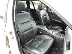 Balts BMW 525 2005 Rīga, ar dzinēja tilpumu 2.50 L un nobraukumu 321 tūkst. km par 5300 €, foto 15 vietnē AUTOMOTO.COM.LV