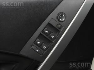 Balts BMW 525 2005 Rīga, ar dzinēja tilpumu 2.50 L un nobraukumu 321 tūkst. km par 5300 €, foto 26 vietnē AUTOMOTO.COM.LV