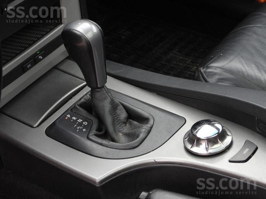 Balts BMW 525 2005 Rīga, ar dzinēja tilpumu 2.50 L un nobraukumu 321 tūkst. km par 5300 €, foto 28 vietnē AUTOMOTO.COM.LV