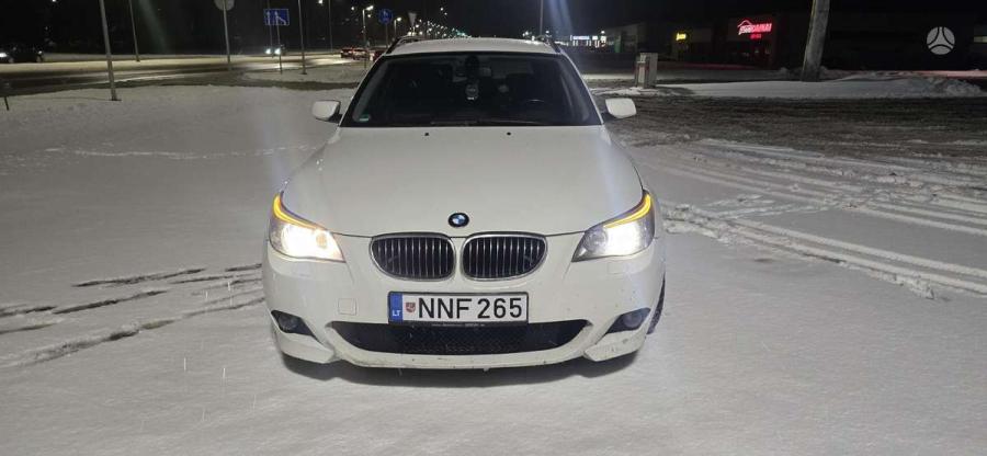 White BMW 525 2008 in Siauliai, with an engine capacity of 2.99 L and mileage of 285 thousand km for 4500 €, photo 2 on AUTOMOTO.COM.LV