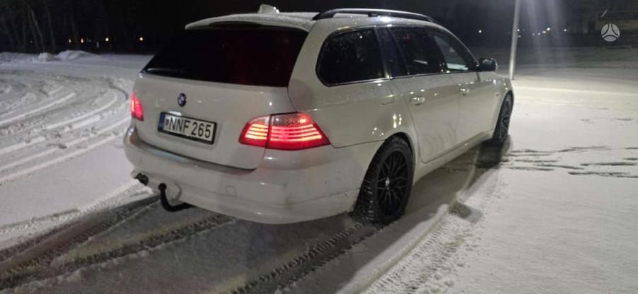 White BMW 525 2008 in Siauliai, with an engine capacity of 2.99 L and mileage of 285 thousand km for 4500 €, photo 4 on AUTOMOTO.COM.LV