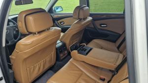 Balts BMW 525 2009 Viljandi, ar dzinēja tilpumu 3.00 L un nobraukumu 483 tūkst. km par 3900 €, foto 18 vietnē AUTOMOTO.COM.LV