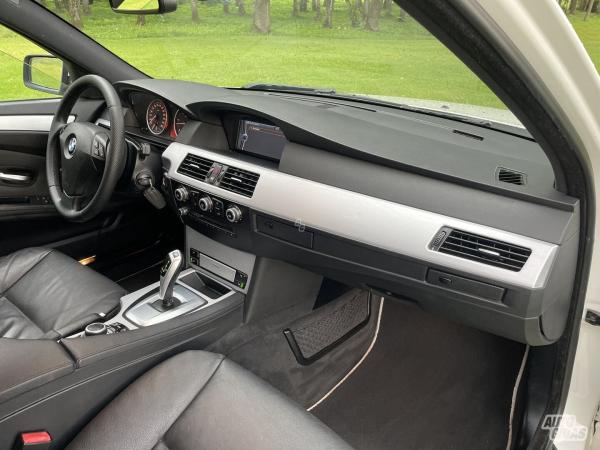 White BMW 525 2009 in Alytus, with an engine capacity of 3.00 L and mileage of 365 thousand km for 3999 €, photo 6 on AUTOMOTO.COM.LV