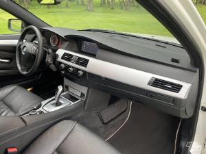 Balts BMW 525 2009 Alīta, ar dzinēja tilpumu 3.00 L un nobraukumu 365 tūkst. km par 3999 €, foto 7 vietnē AUTOMOTO.COM.LV