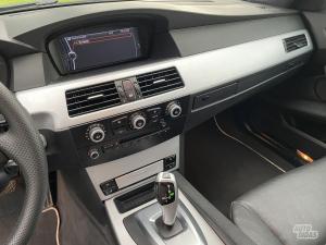 Balts BMW 525 2009 Alīta, ar dzinēja tilpumu 3.00 L un nobraukumu 365 tūkst. km par 3999 €, foto 14 vietnē AUTOMOTO.COM.LV