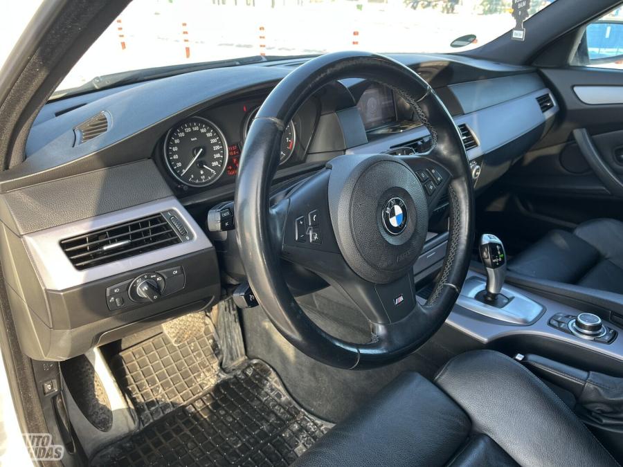 Balts BMW 525 2010 Kauņa, ar dzinēja tilpumu 3.00 L un nobraukumu 193 tūkst. km par 5600 €, foto 7 vietnē AUTOMOTO.COM.LV