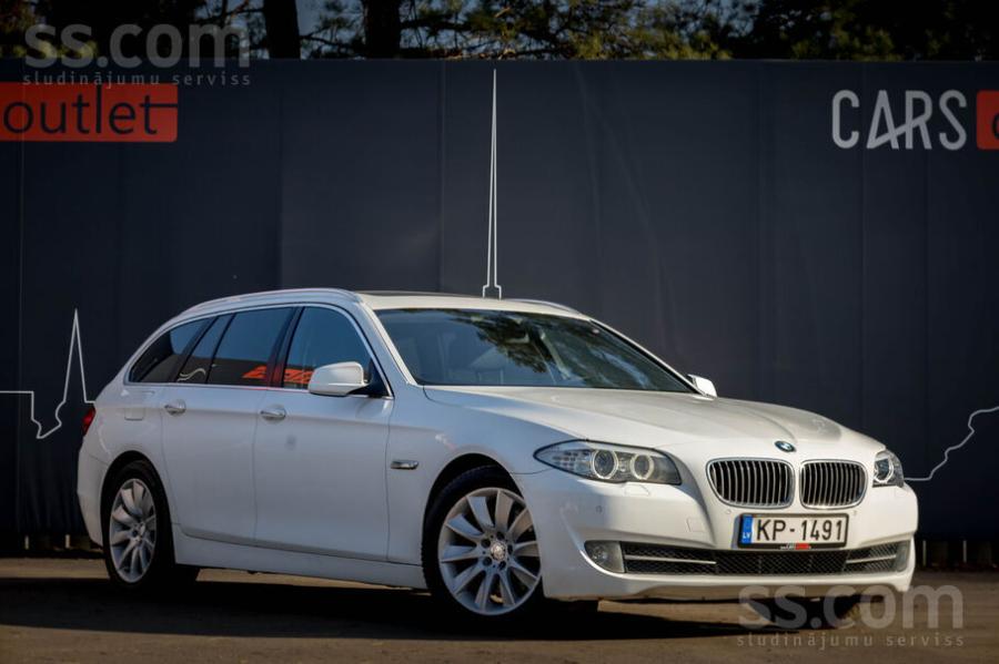 White BMW 525 2011 in Riga, with an engine capacity of 3.00 L and mileage of 341 thousand km for 8990 €, photo 4 on AUTOMOTO.COM.LV