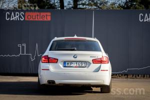 White BMW 525 2011 in Riga, with an engine capacity of 3.00 L and mileage of 341 thousand km for 8990 €, photo 9 on AUTOMOTO.COM.LV