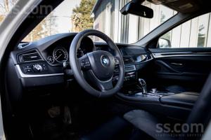 White BMW 525 2011 in Riga, with an engine capacity of 3.00 L and mileage of 341 thousand km for 8990 €, photo 10 on AUTOMOTO.COM.LV