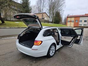 Белый БМВ 525 2011 в Екабпилс, объемом двигателя 3.00 л и пробегом 247 тыс. км за 9690 €, фото 23 на AUTOMOTO.COM.LV